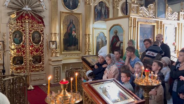 2025-06-22 Покровский Храм - Собор Всех Святых, в земле Русской просиявших - 4 K