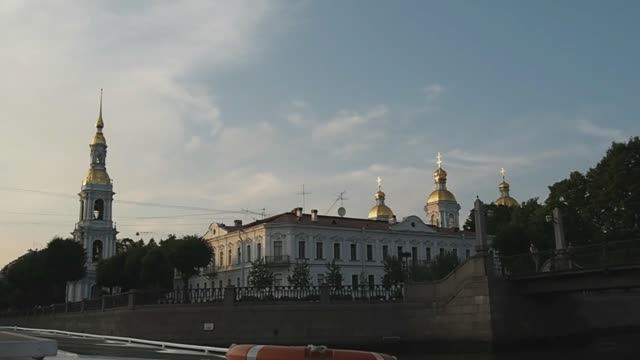 Санкт-Петербург - прогулка на кораблике.