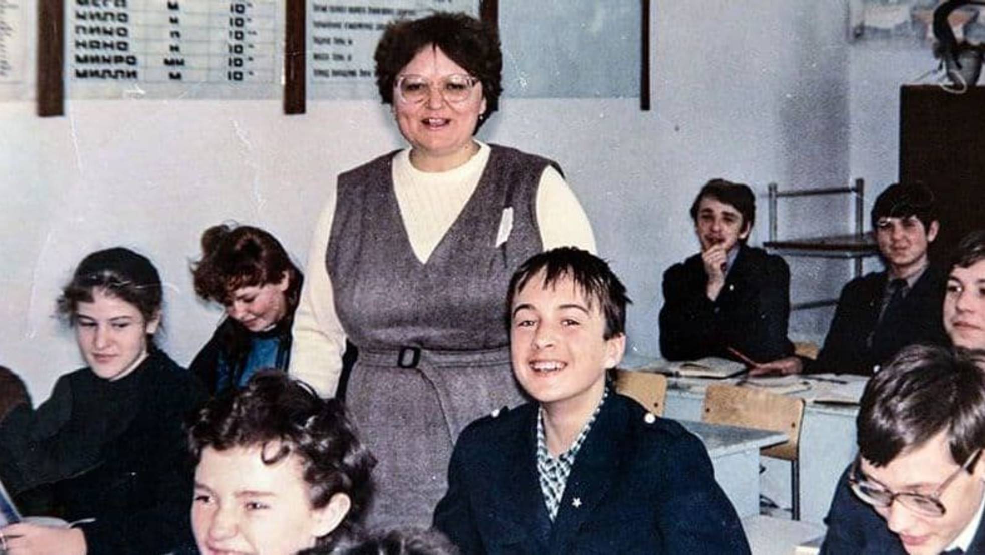 Оживленные фото. Город Рубцовск, 11 школа , 70-е годы.