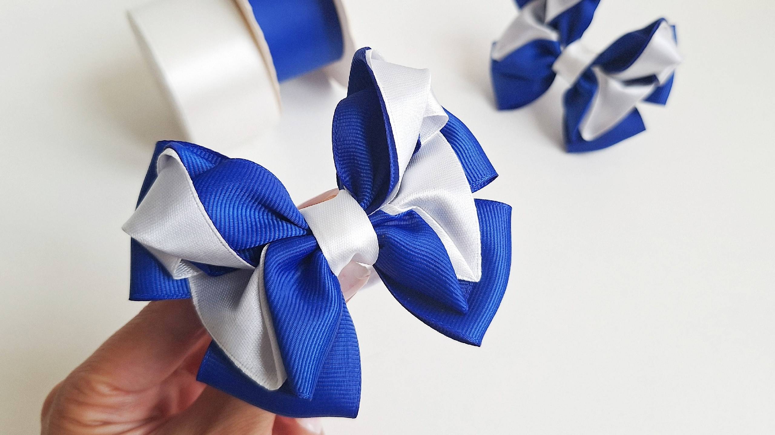 Интересные школьные бантики из репсовой и атласной ленты