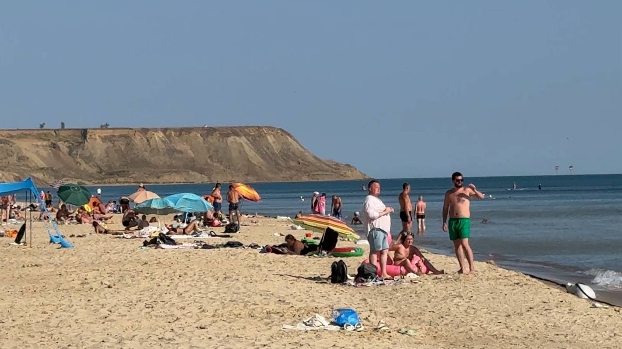 На Черном море. Поселок #Волна 2025 Идем на дикие пляжи. Уют Тамани