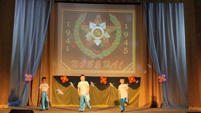 Танец "Флешмоб" - группа "Звездочки" - Октябрьский ЦНК руководитель Наталья Панькина