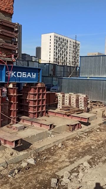 3часть. Здание 1898 года, конюшня Екатерины. рядом м. Савёловская