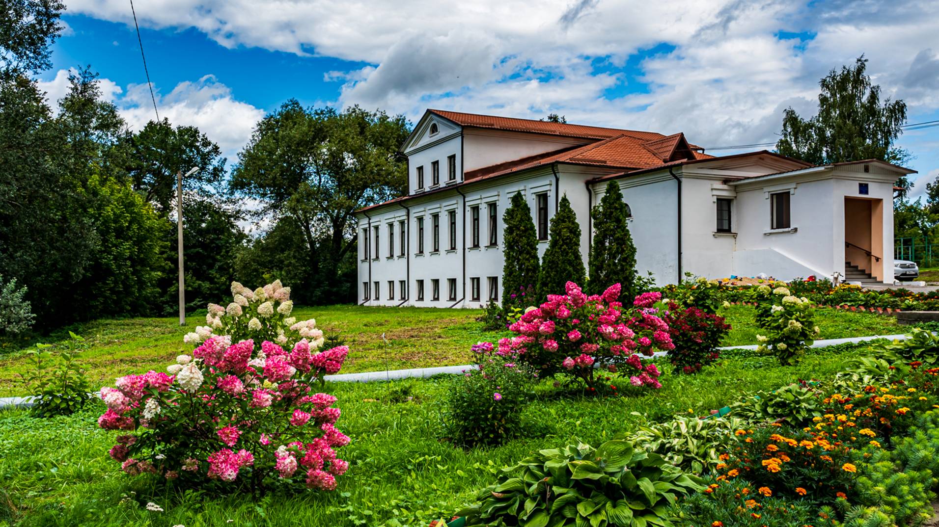 Усадьба Садки