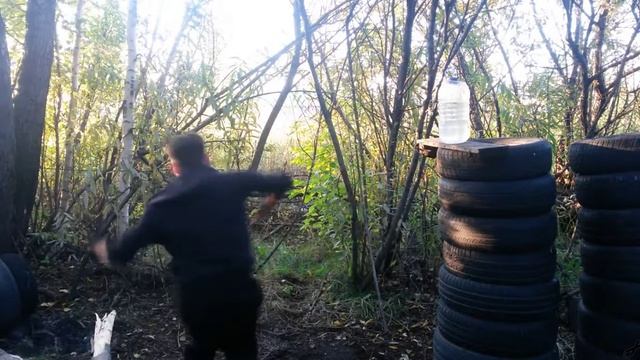 Вертушка.  Удар ногой с разворота