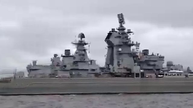 Неформат: ТАКР "Адмирал Нахимов" вышел на ходовые испытания. Орлан распускает крылья.