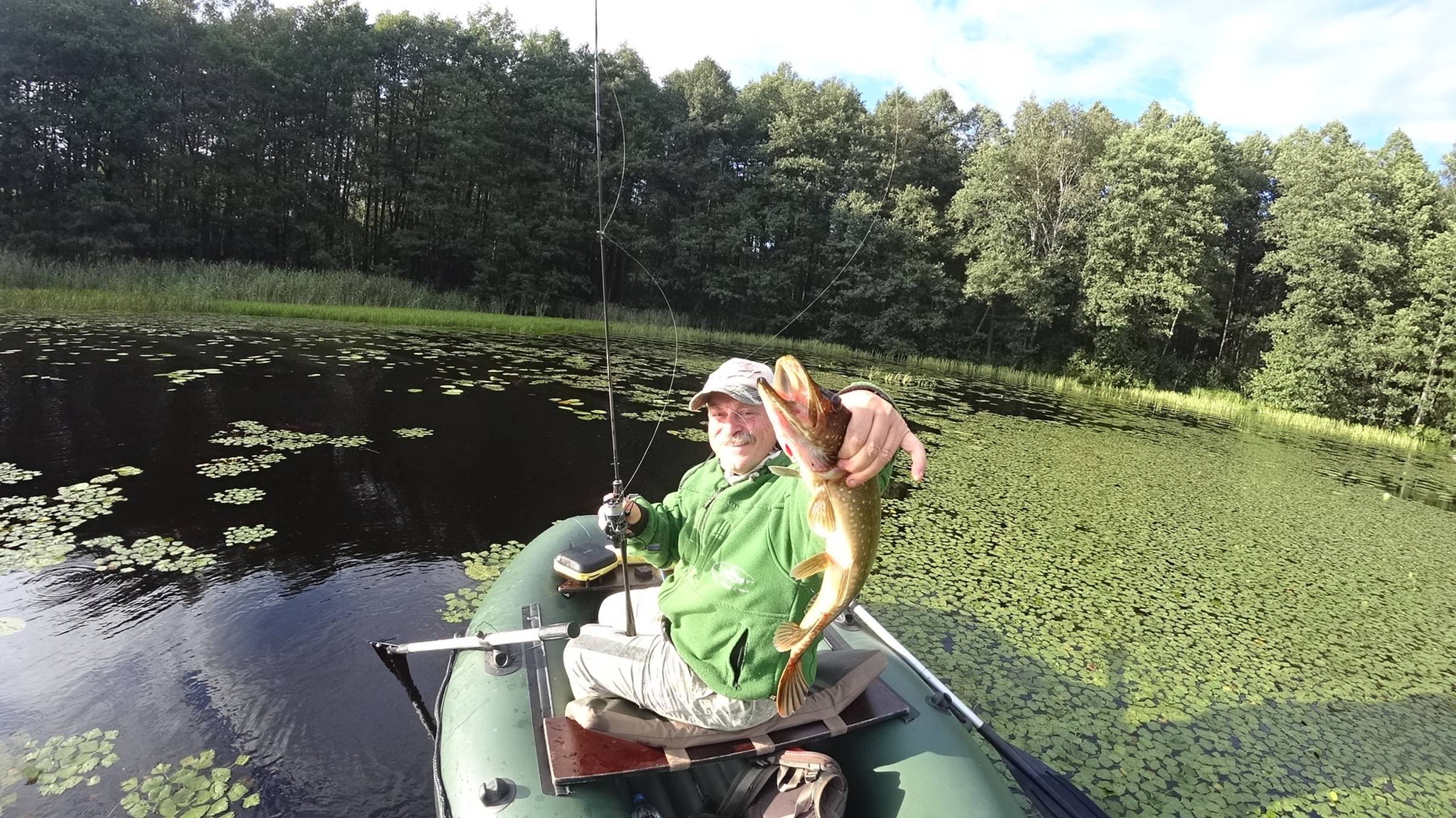 Скоростная ловля щуки на воблер!