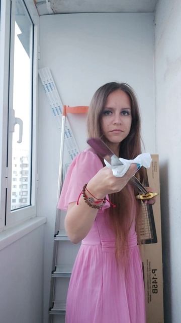 Вы только смеетесь и несерьезны в своих видео. А если я буду с мечом? )