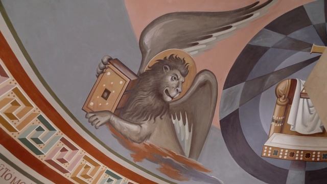 #5 Что означает животная символика в алтарной росписи нижнего храма - лев, орел, телец и человек