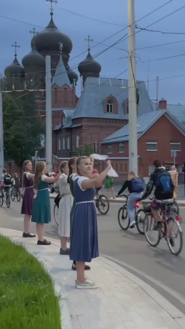 Перфоманс на велоночи в Иванове