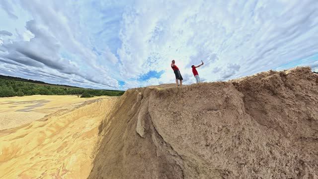 Велопоездка к Борницкому карьеру, Гатчинский  Марс