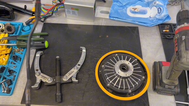 Kugoo LX 10+ замена подшипников переднего колеса.