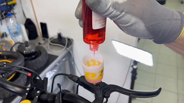 Kugoo LX 10+ настройка тормозов, замена колодок, прокачка тормозной системы.