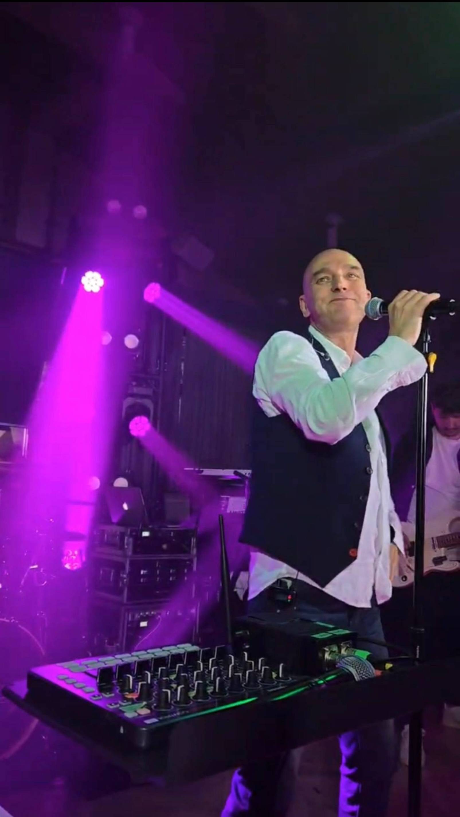 Поздравили строителей с профессиональным праздником!