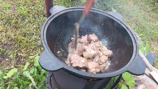 Бозбаш из говядины в казане