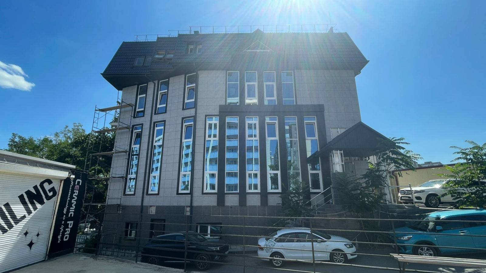 АРЕНДА/СДАМ В АРЕНДУ ПОМЕЩЕНИЕ. г. Новороссийск. Центральный район. Исаева