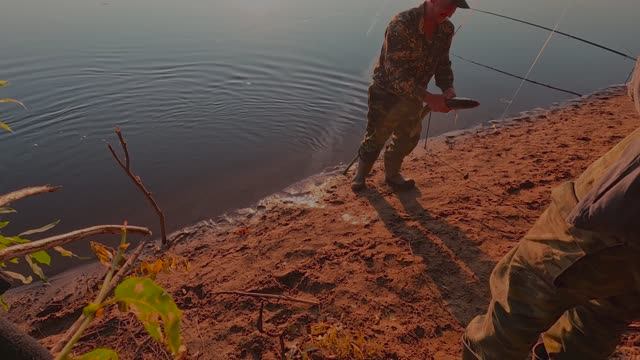 ЛОВИМ СУДАКА.