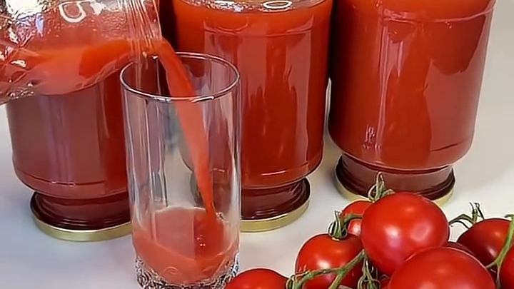 Томатный СОК на зиму...🍅🥛😋    Рецепт в описании ✍️