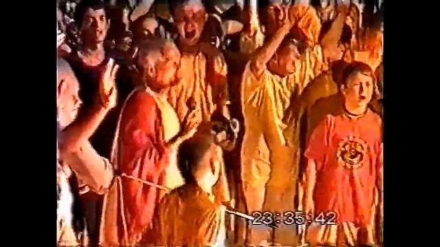 2004. Киртан. “Садху Санга“ Е.С.Локанатх Свами - Дивноморск.