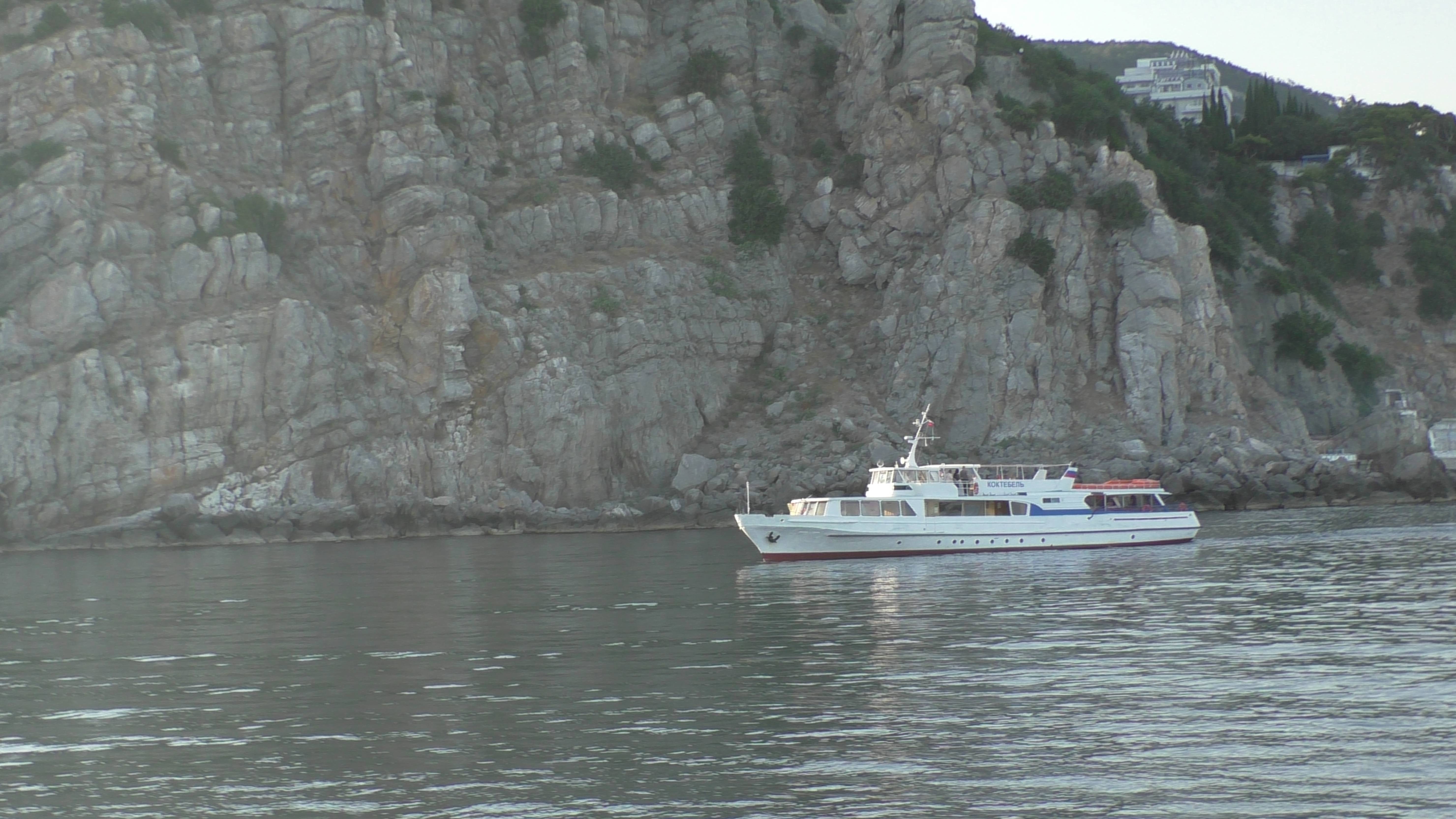Вечером  на побережье черного моря. Поселок  Утес. Обзор первой линии Вторая часть. Отдых в Крыму