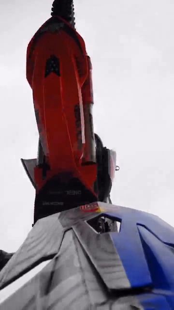 Прыжок на мотоцикле