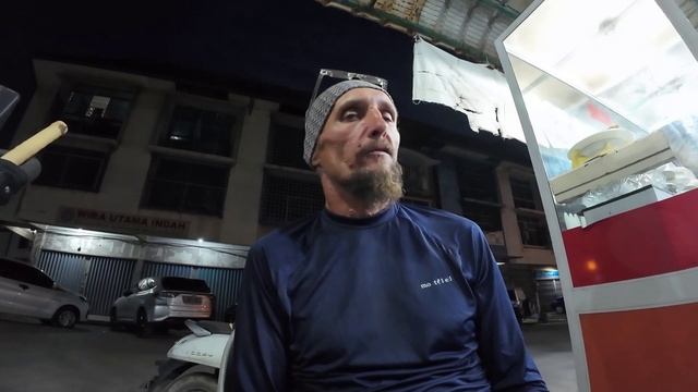 Фо76 - Прыг-скок Батам островок | Путешествие пешком по ЮВА - Индонезия