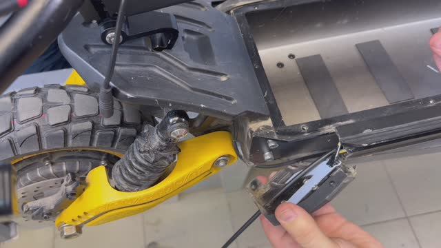 Kugoo LX 10+ полная и подробная разборка, сборка и дополнительная гидроизоляция.