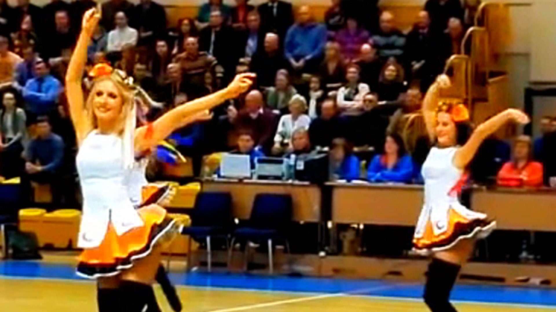 группа поддержки 4