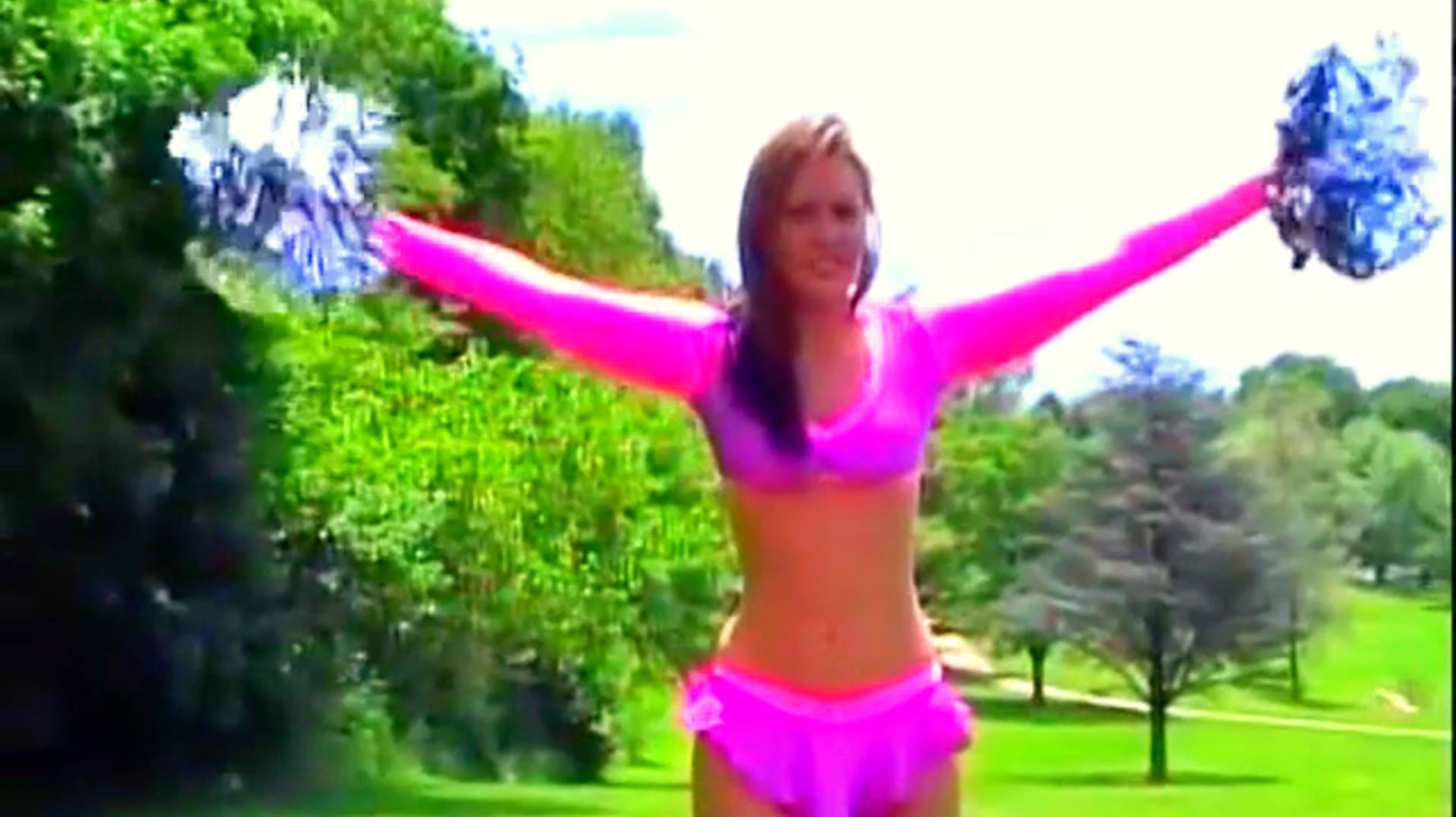 чирлидерша