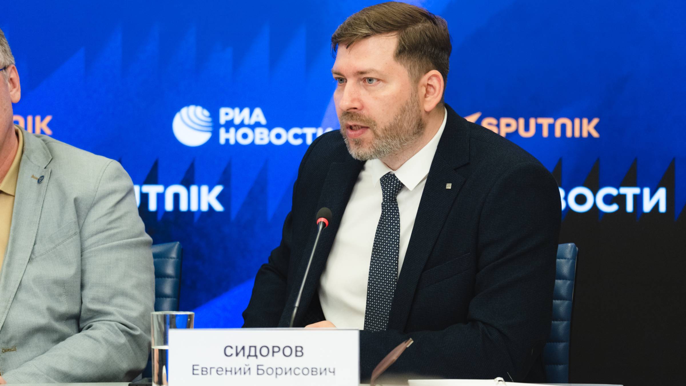 Евгений Сидоров о роли ядерного сообщества в популяризации науки на пресс-конференции «Вектор Победы