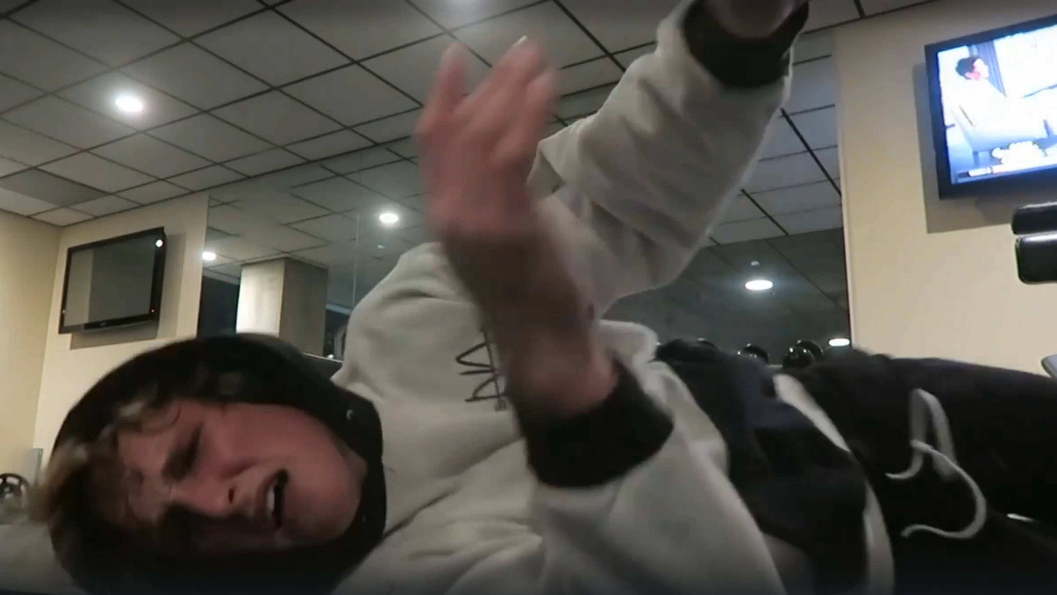 Logan Paul 8 серия TRAPPED FOR FOUR HOURS!