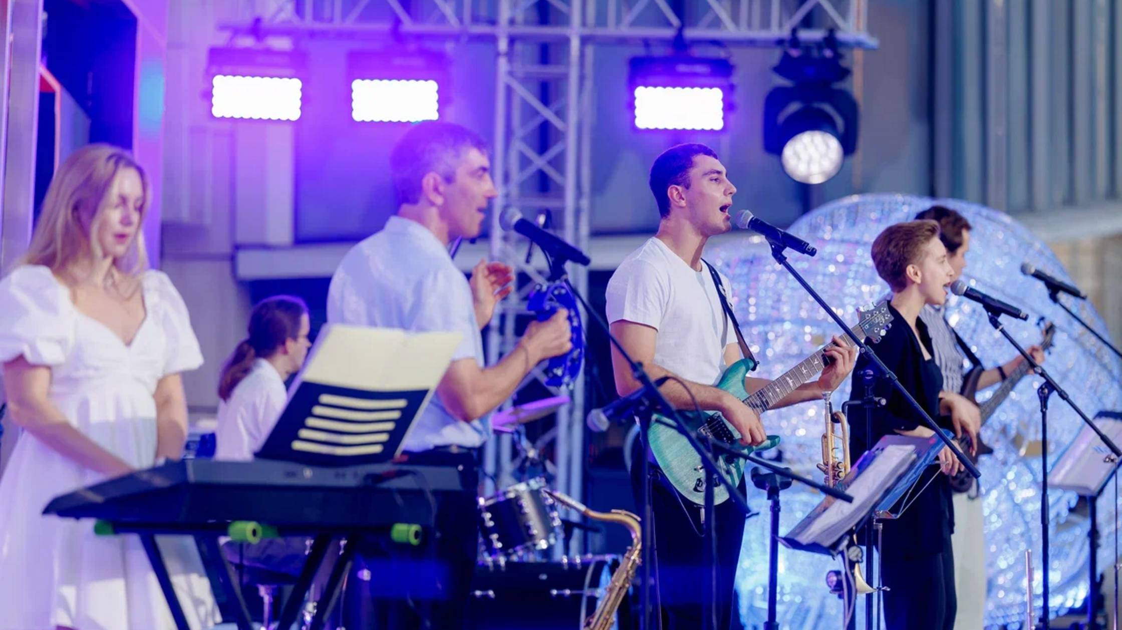 Fat bottomed girls, группа КвинтА в Зарядье