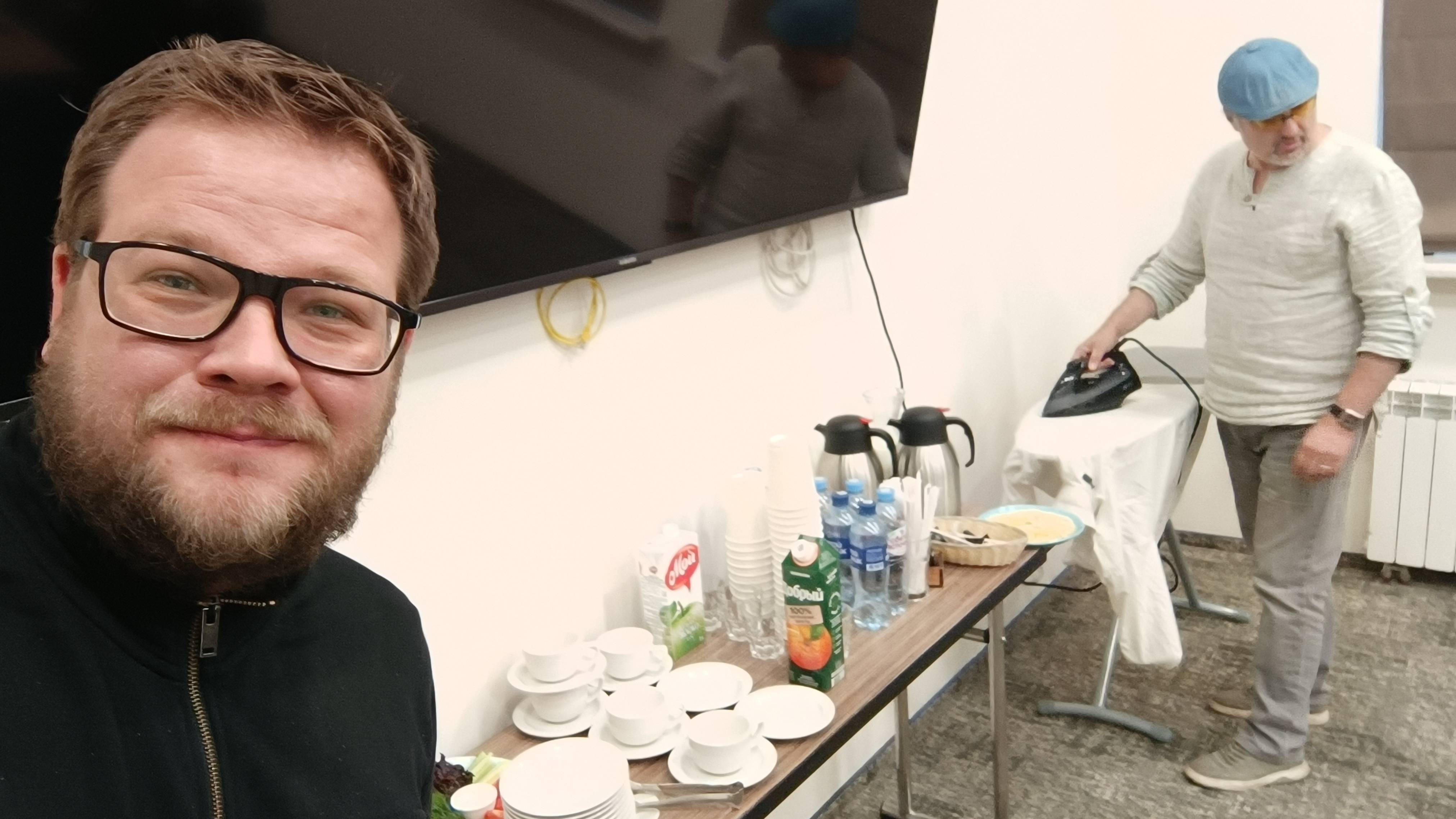 VID_20250823_213505 Radio Ga-Ga