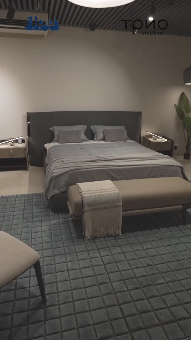 Кровать Amal Nabuk 93 от Flou