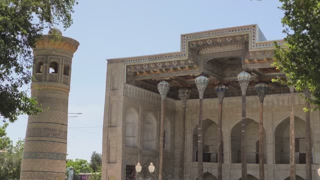 Бухара: мечеть 18 века Болоховуз