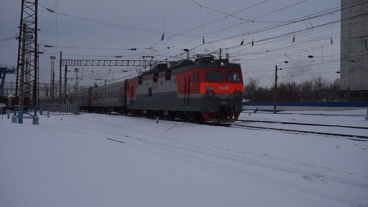 Электровоз ЭП1-029