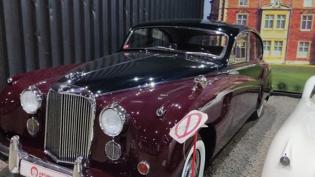 Автомузей в Москве Автомобили со всего мира . Что посмотреть в Москве! музеи Москвы! ROADCONTROL159