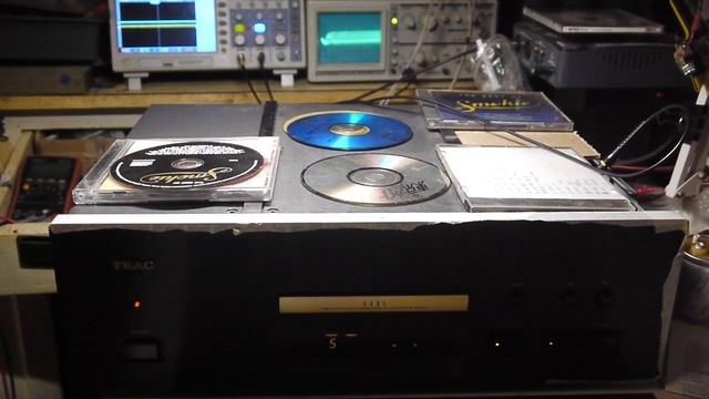 TEAC VRDS-25 Характер непостоянный