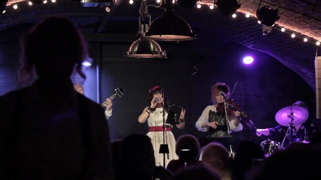 A toi (Joe Dassin Cover) / кабаре-бэнд "Елисейские поля"