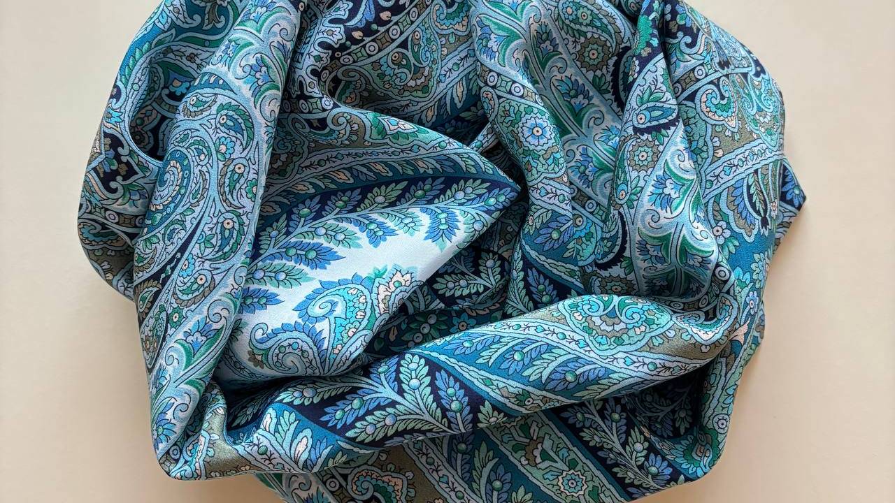 Шелковый снуд "Великолепный век" павловопосадский