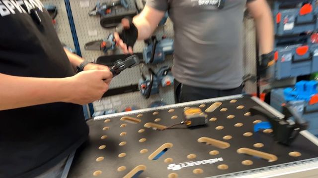 Складной верстак HOEGERT TECHNIK 845х598x735-885 HT7G541