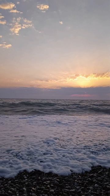 Закат, море, волны 24.08.2025