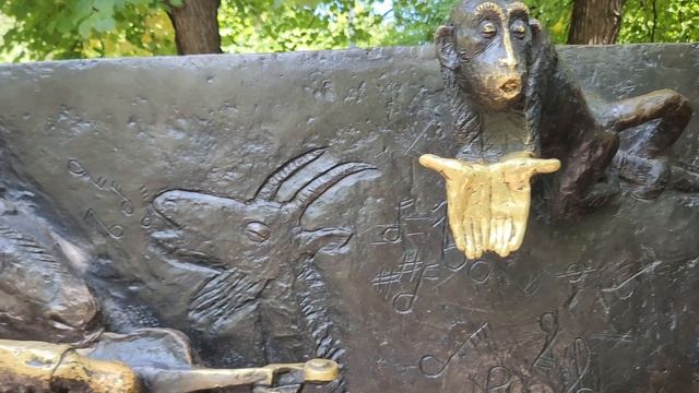 Триумфальная площадь,Патрики,Музей-Театр «Булгаковский дом»