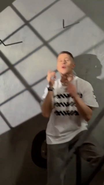 Смеёшься,а слёзы внутри… А с вами такое было_ Да_Нет_