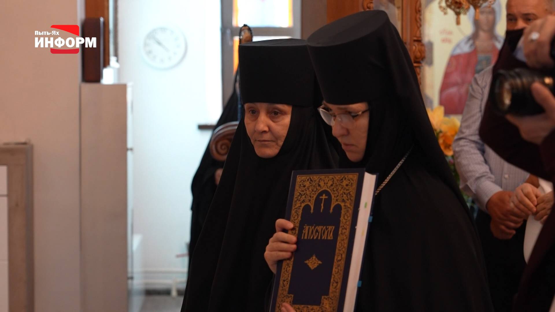 Сургутский женский монастырь отметил юбилей