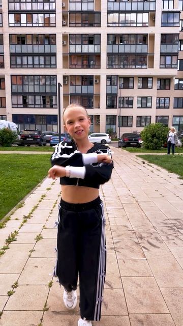 УЖЕ СКОРО ❗ 🔗  band.link/ZHTso🔊 Новый сингл "Папа" ✨📆 05.09.2025 🎧 На всех музыкальных площадках