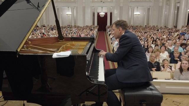 ОТ КЛАССИКИ К ДЖАЗУ. ЦФАСМАН. Джазовая сюита для фортепиано с оркестром. Солист - Тимофей КАЛМЫКОВ