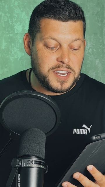 Одна кошка в одни руки 😂