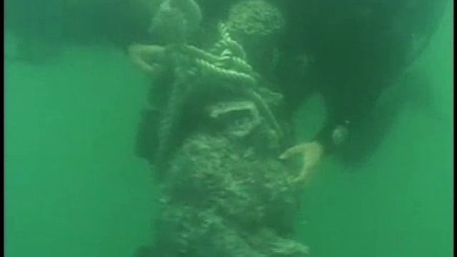 Reading Explorer - Unit 11 Blackbeard's Cannons