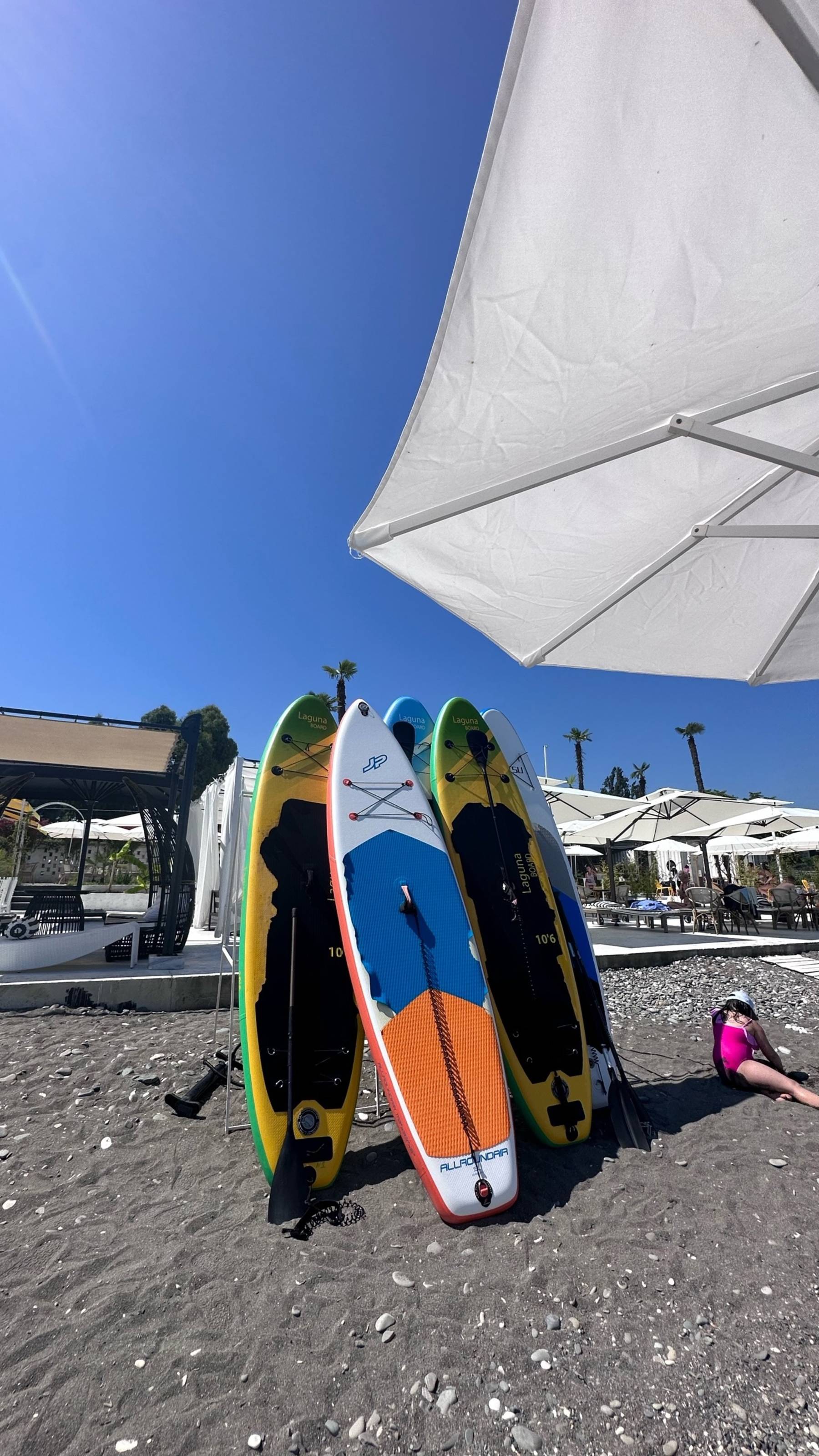 Пляж Del Mar в 4 минутах ходьбы от наших апартаментов "Маркиза" на Маяке